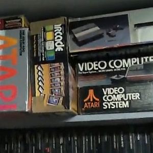 Vídeo: você acha mesmo que sua coleção de games é grande ...